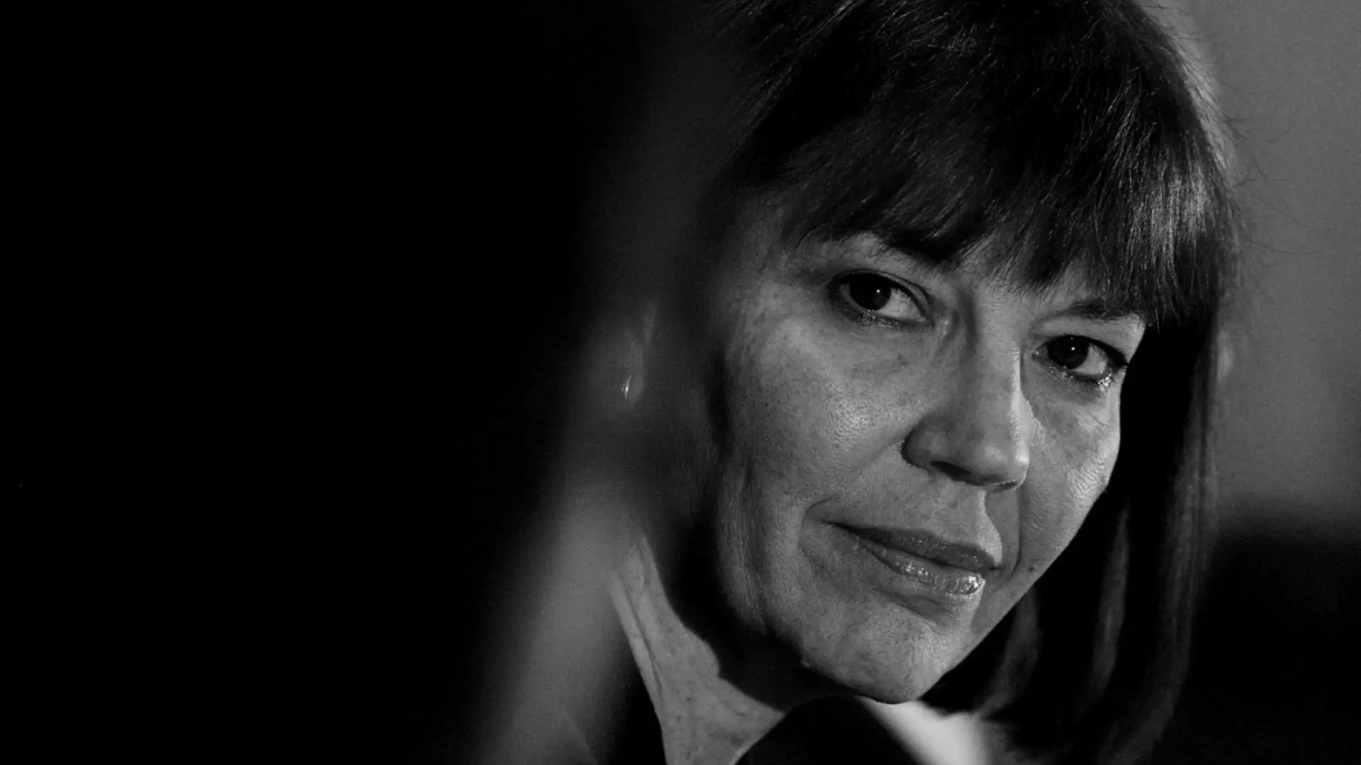 Preminula čuvena voditeljka: Kolege u šoku zbog iznenadne smrti